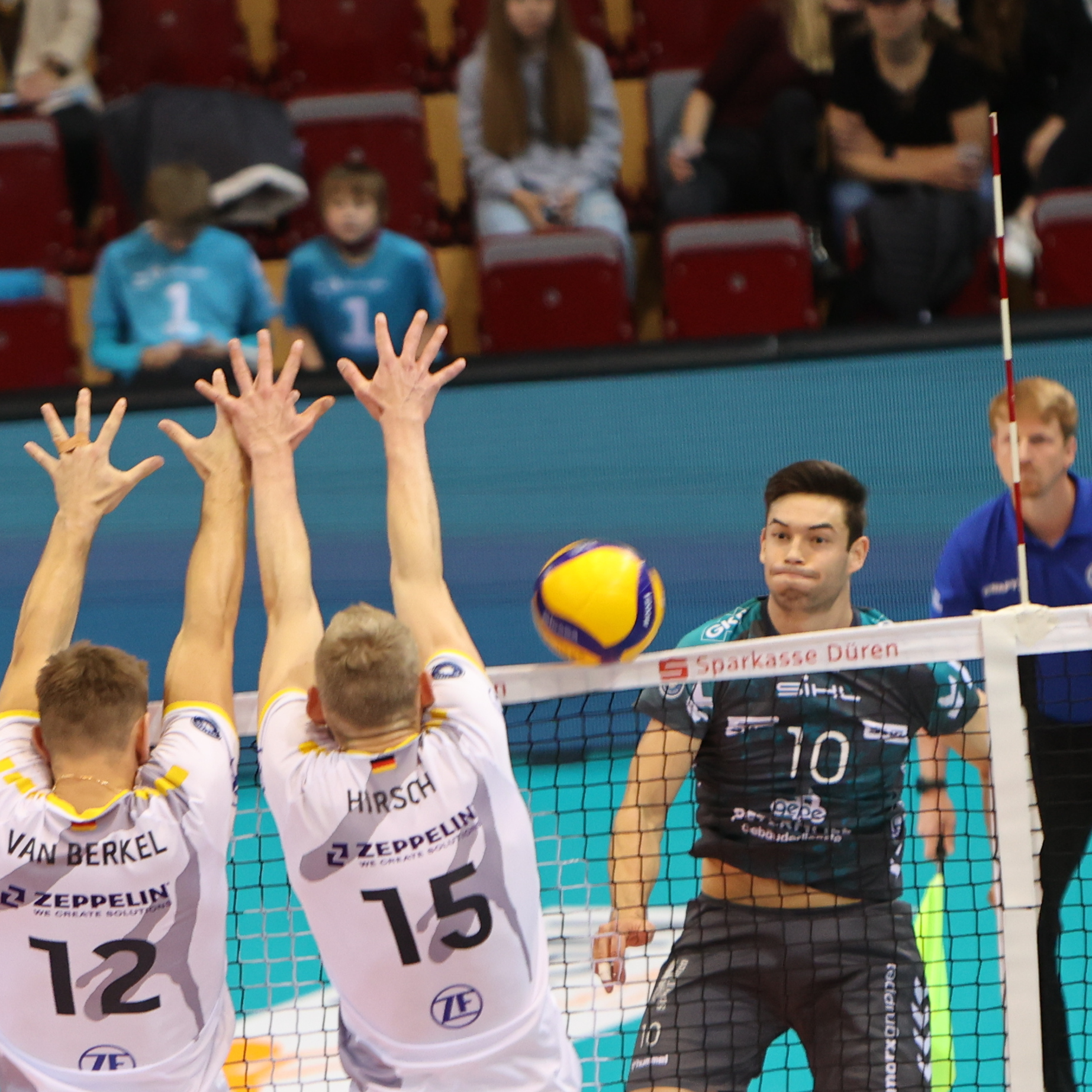 Tobias Brand bleibt in Düren - SWD powervolleys Düren